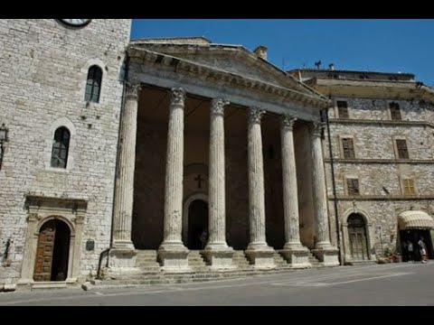 The Temple of Minerva • Tourist Attraction Assisi (PG)