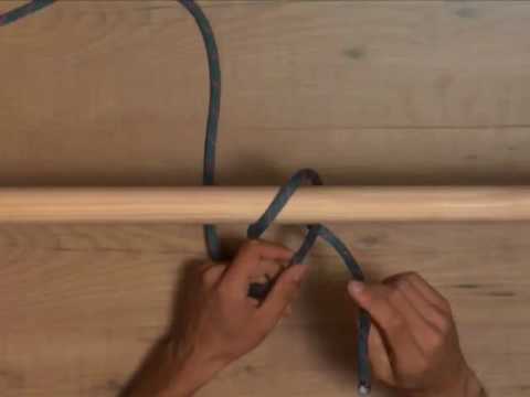 How to Tie a Cow Hitch Knot - YouTube