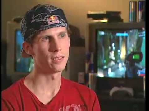 MLG- Walshy gets Kicked off Final Boss - YouTube