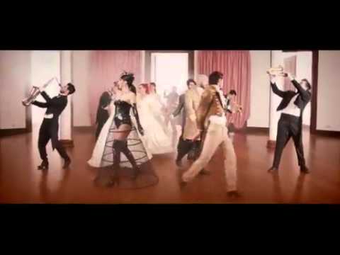 Hande Yener Sebastian