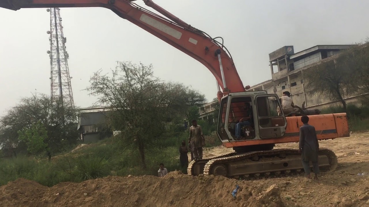 Hitachi 300 excavator - YouTube