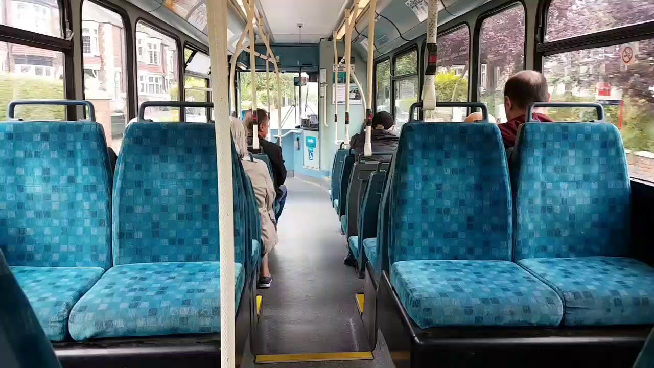 Arriva North East DAF SB120 Wright Cadet 1922\W83PRG - Route 17 - YouTube