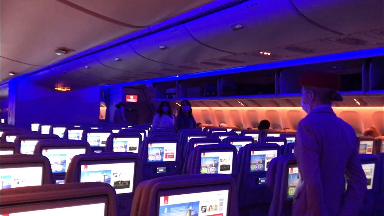 VLOG 13 - Trip Report Emirates EK836 (Bahrain to Dubai) A6-EPR - YouTube