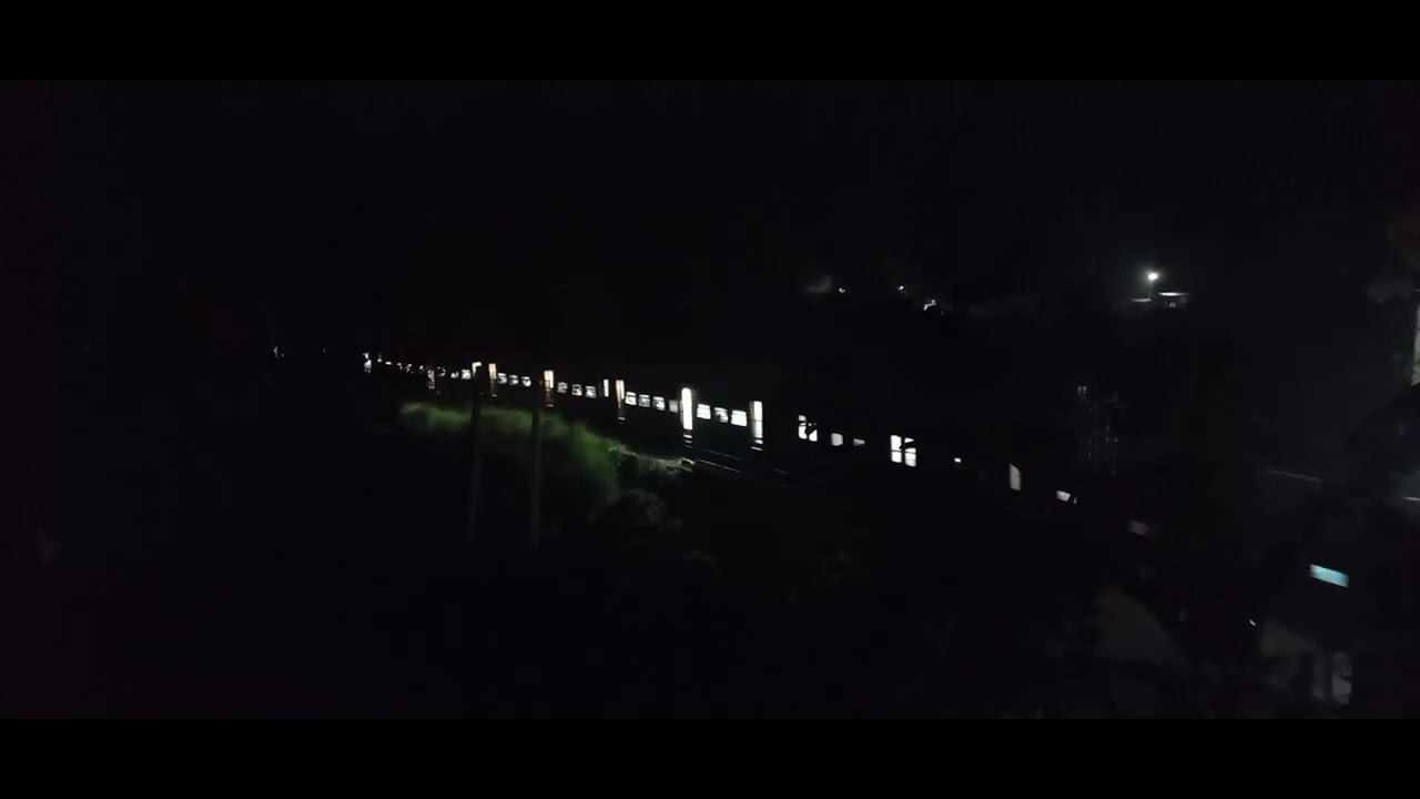 No 1045 Badulla to Colombo Night Mail Train අංක 1045 දරණ සීඝ්‍රගාමී ...