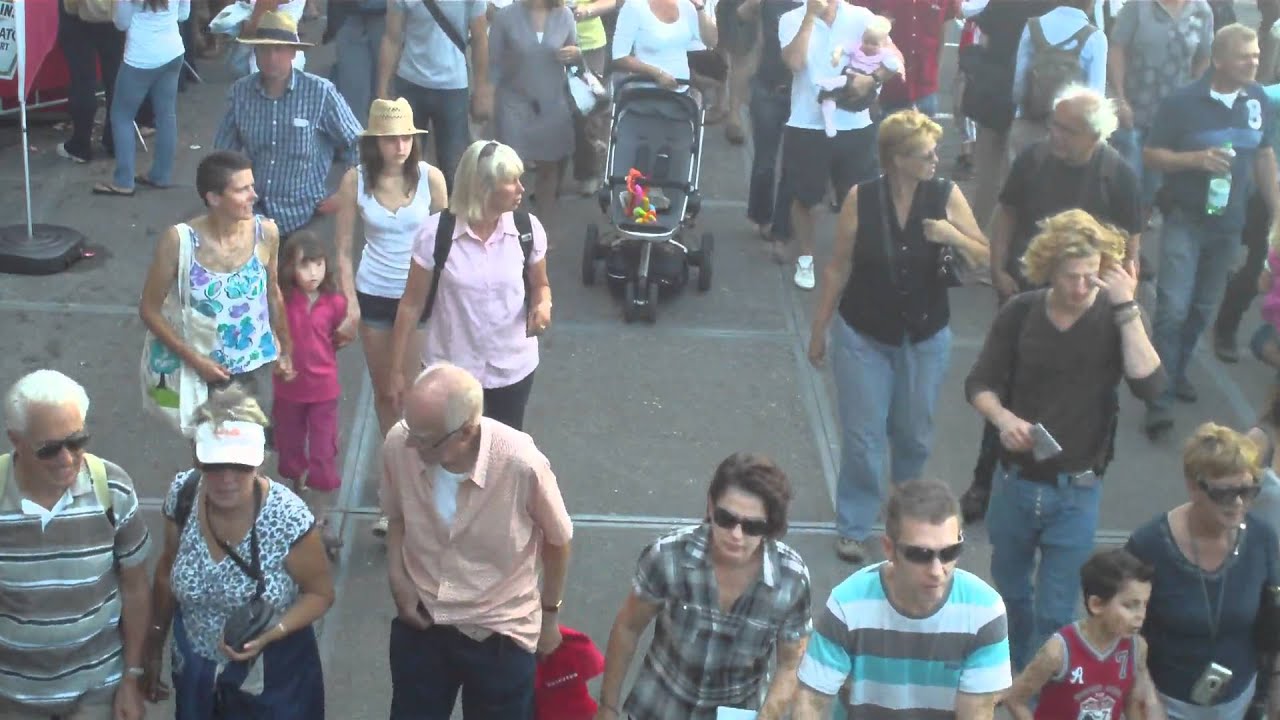 Mensen massa Sail 2010 - YouTube