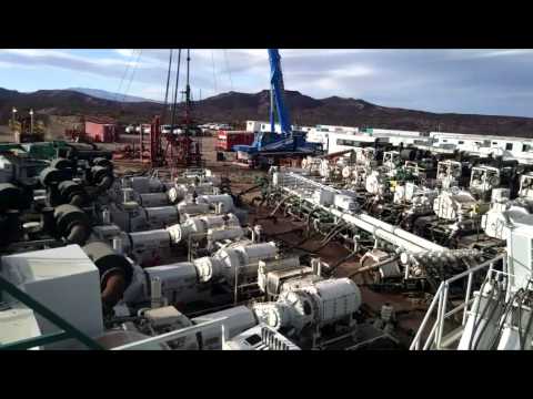 Fractura hidráulica Argentina Calfrac Well service - YouTube