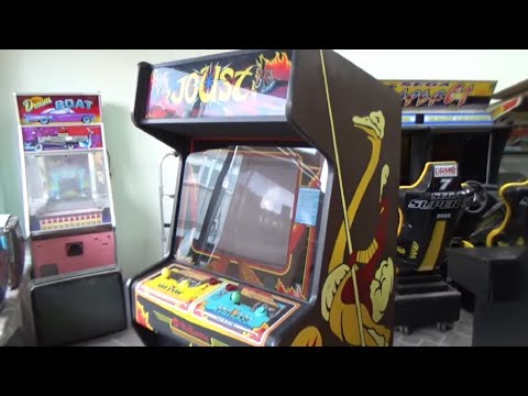 Repairing Missing Colors On Williams' Legendary JOUST Arcade Machine ...