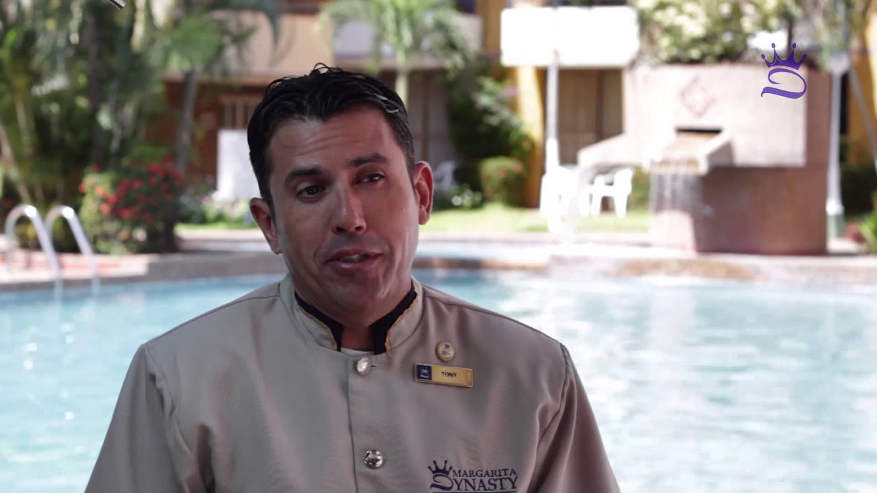 La amabilidad - Tony Carreño - Hotel Margarita Dynasty - YouTube