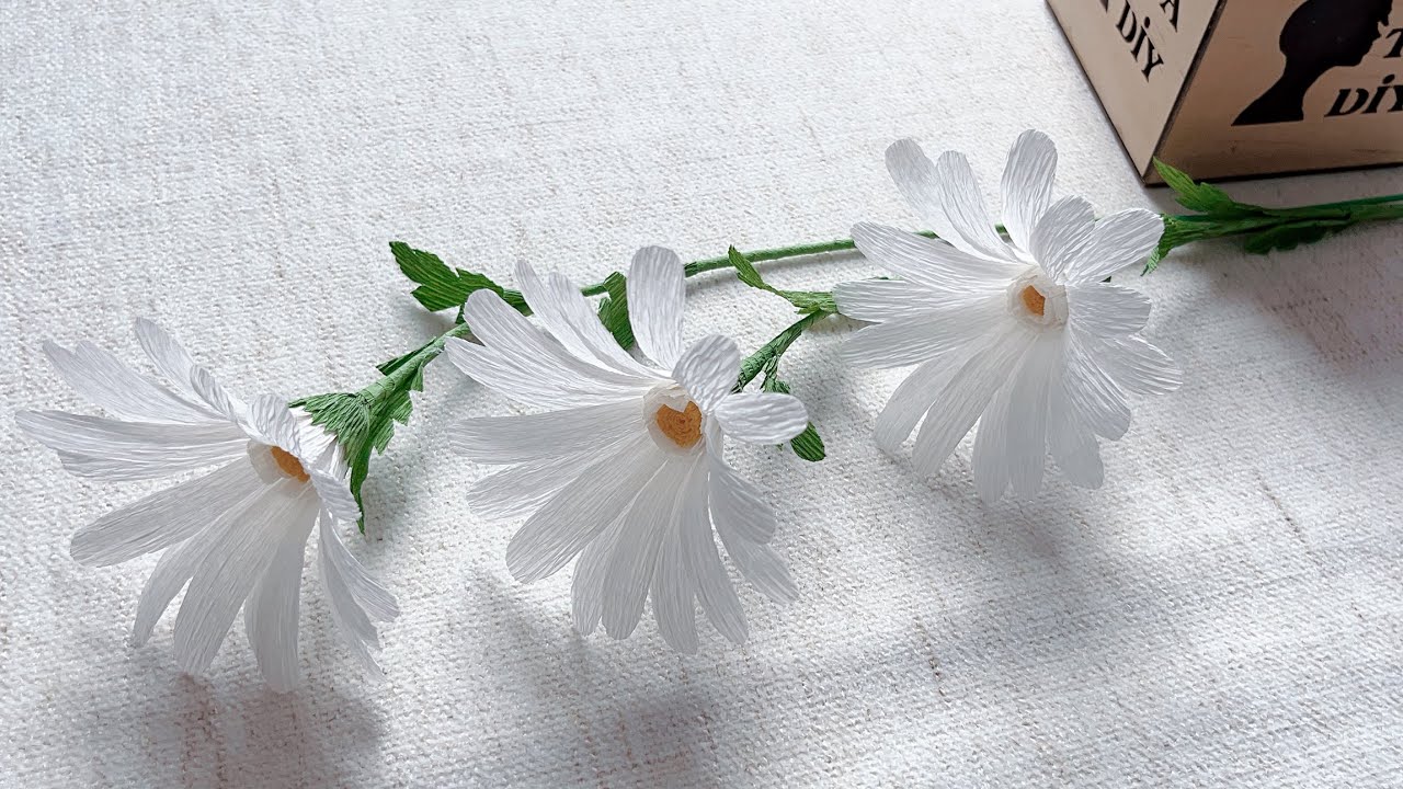 How to make crepe paper chamomile flower - Paper crafts flowers - YouTube