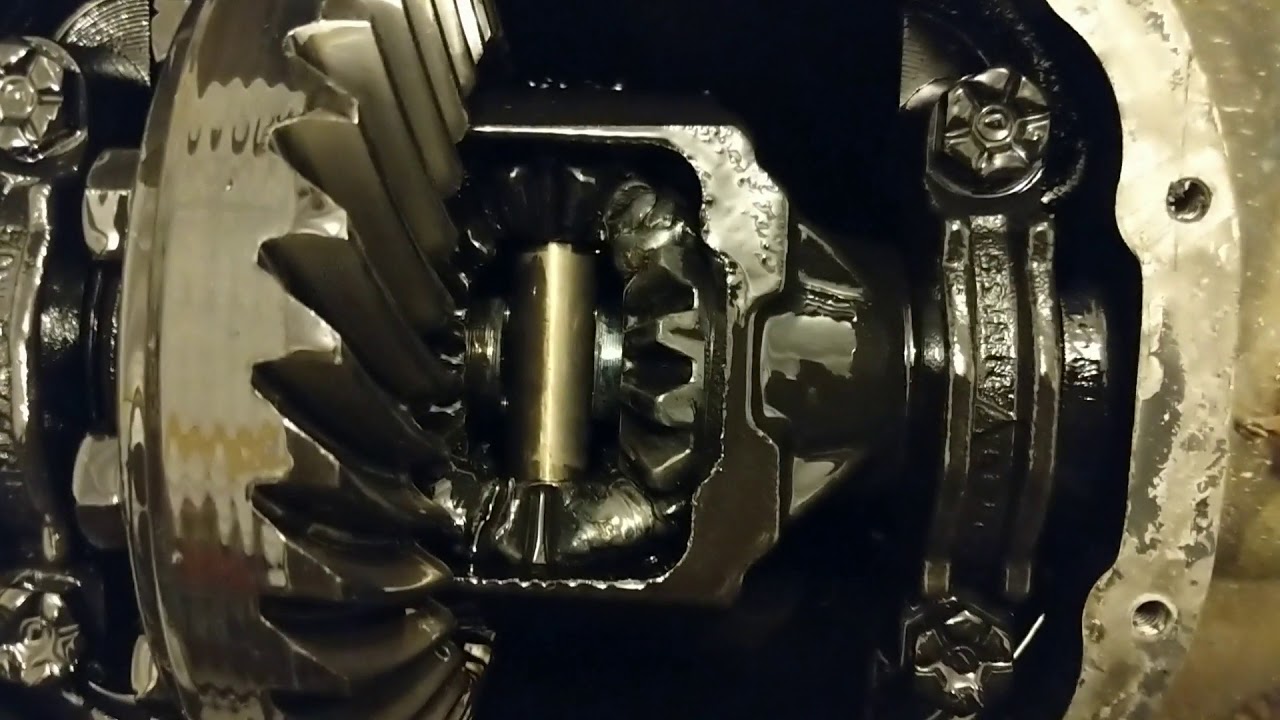 2004 Ford Mustang 7.5 Rear Differential Welded Diff Fail - YouTube