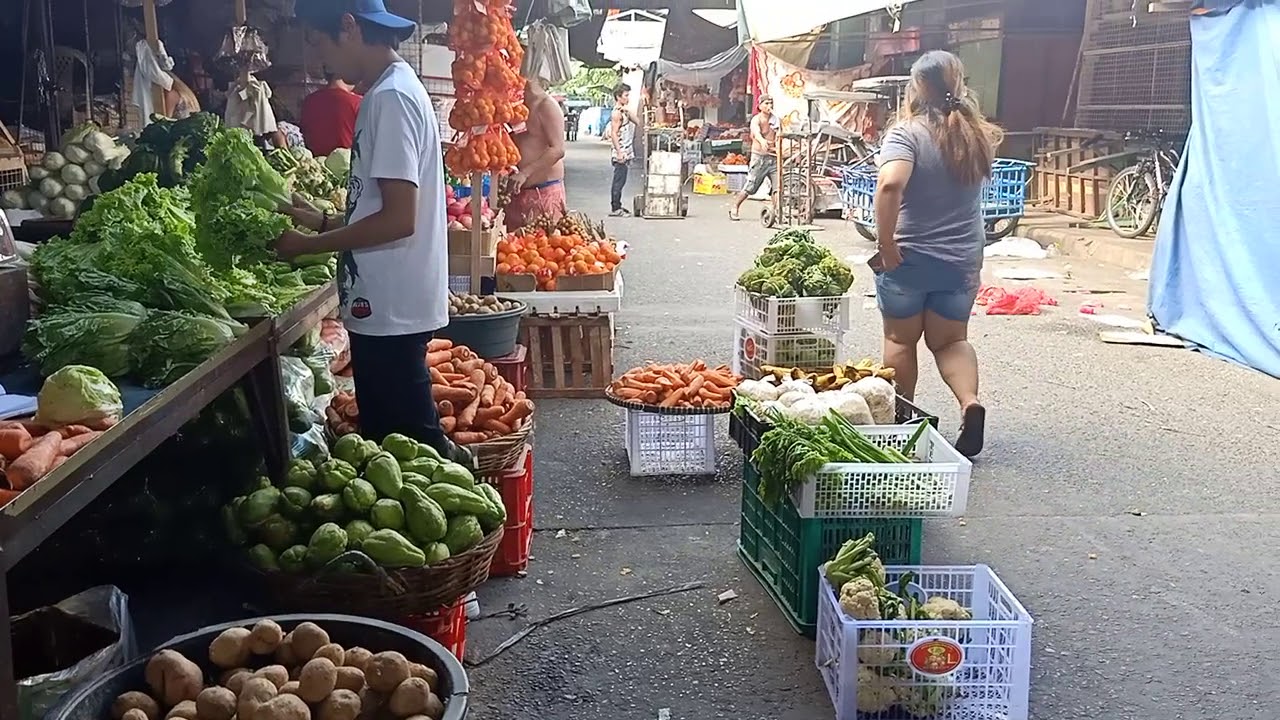 Pampang Market in Angeles City Philippines - YouTube