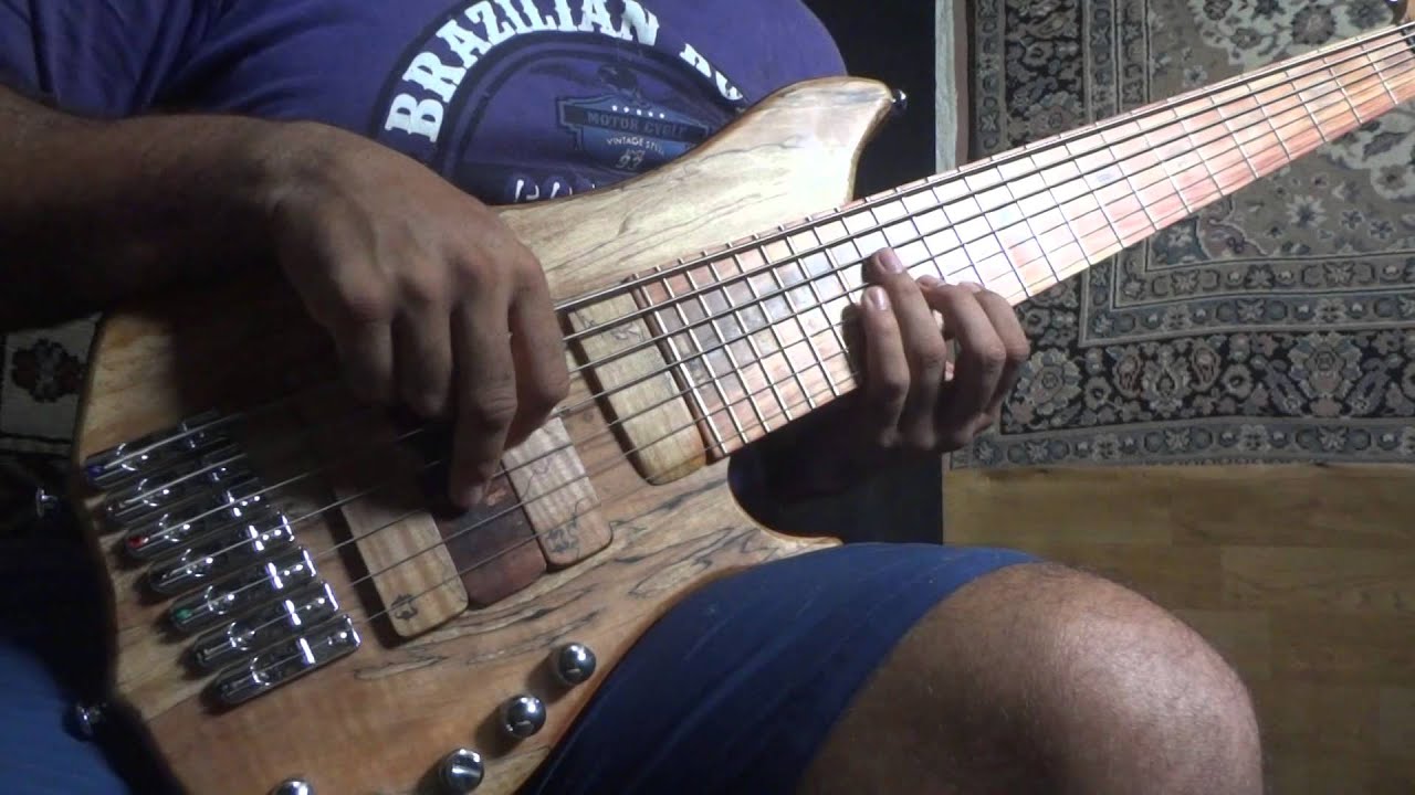 Blue bossa Bass solo,by Dill Oliveira - YouTube