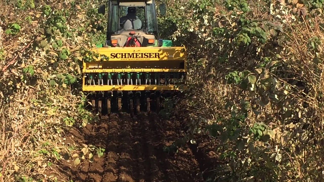 Schmeiser 6' Min-Till Drill in Raspberries - YouTube