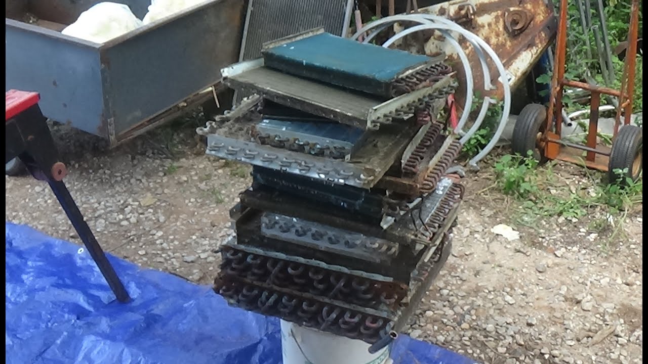 Cleaning up some Scrap Aluminum Copper Radiators to get that Copper ...
