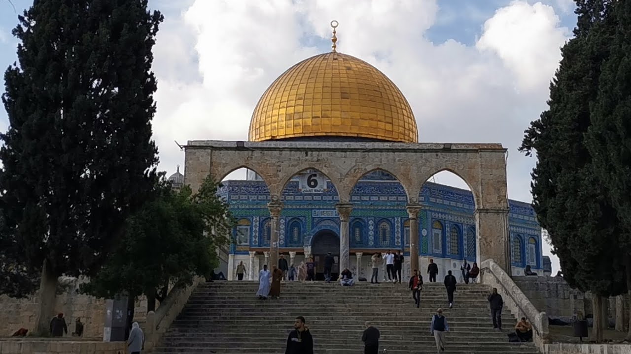 آذان وصلاة العصر من المسجد الأقصى المبارك Adhan and Asr prayer from the ...