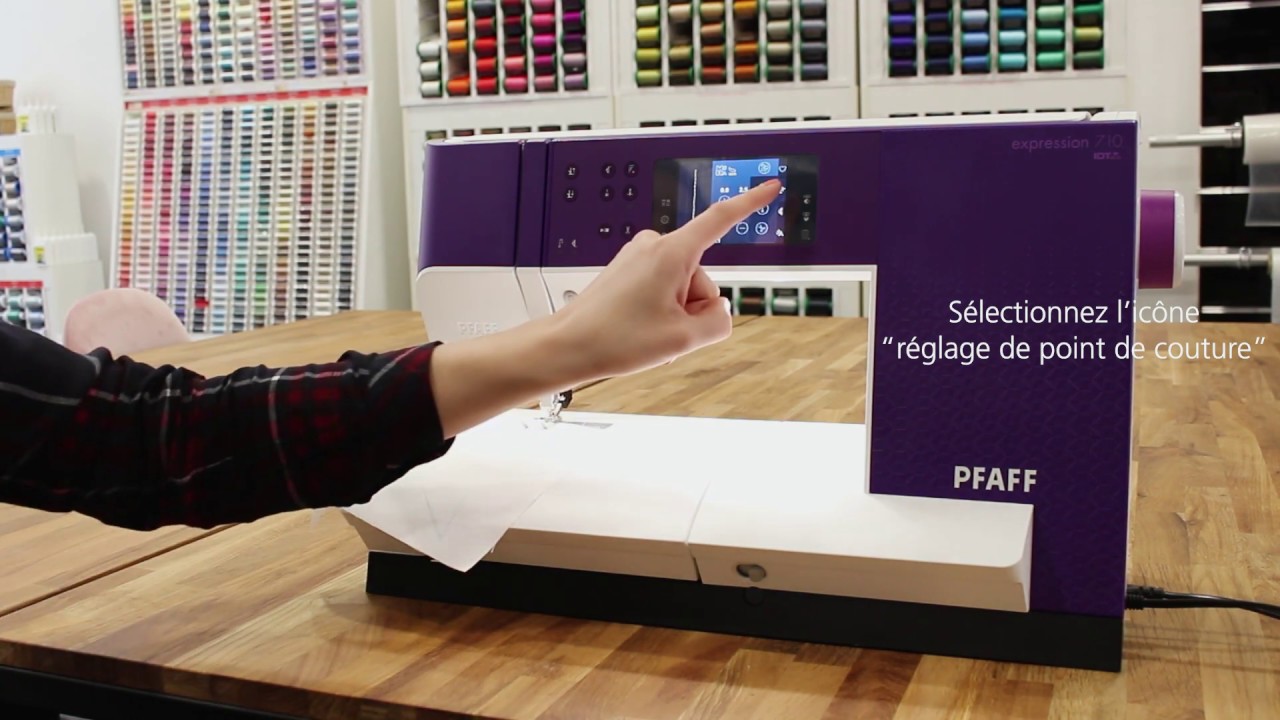 Machine à coudre PFAFF® Expression™ 710 : La levée automatique du pied-de-biche - YouTube