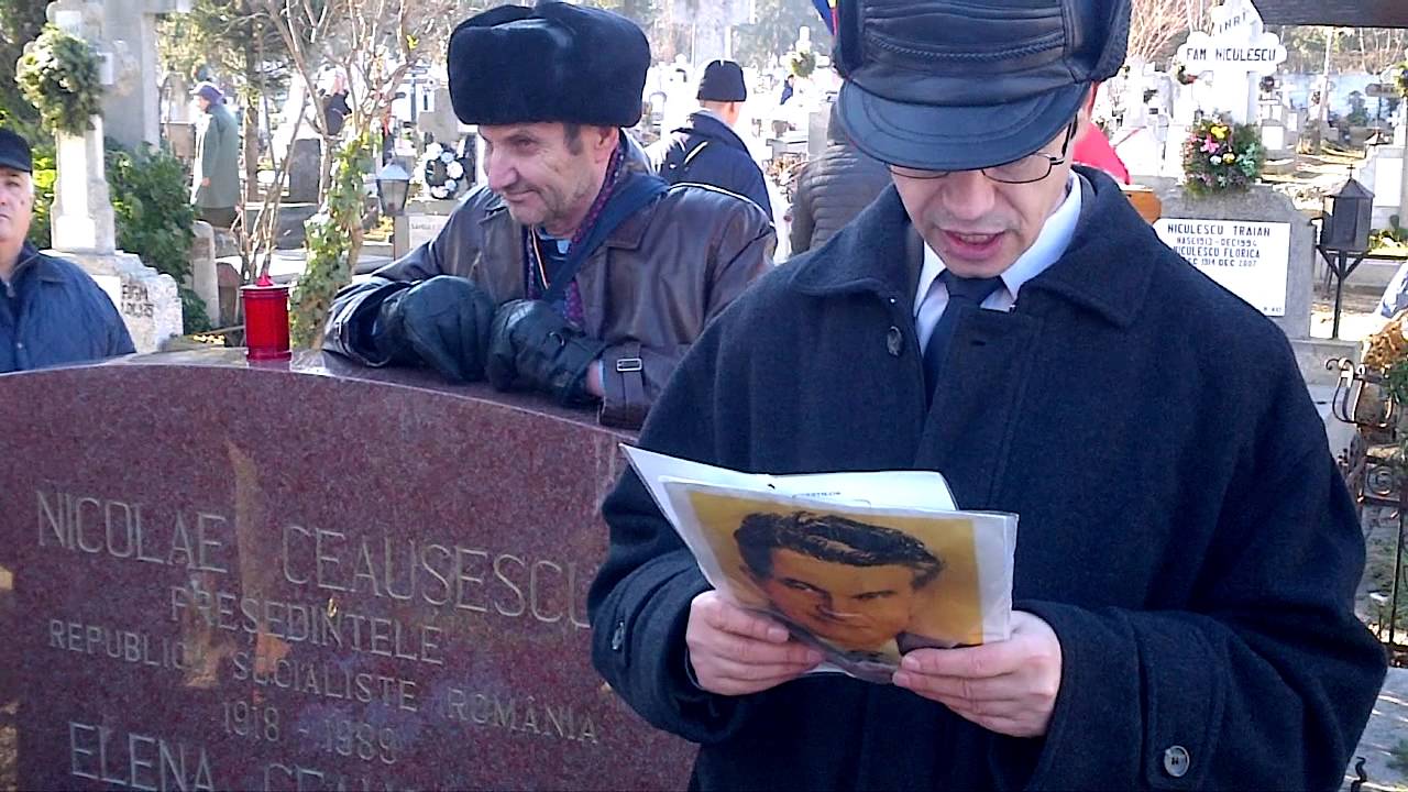 mormant Ceausescu - YouTube
