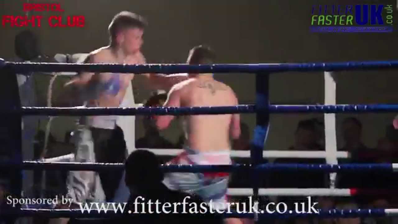 White Collar Boxing - Lee Harris VS Luke Merrifield Highlights - YouTube