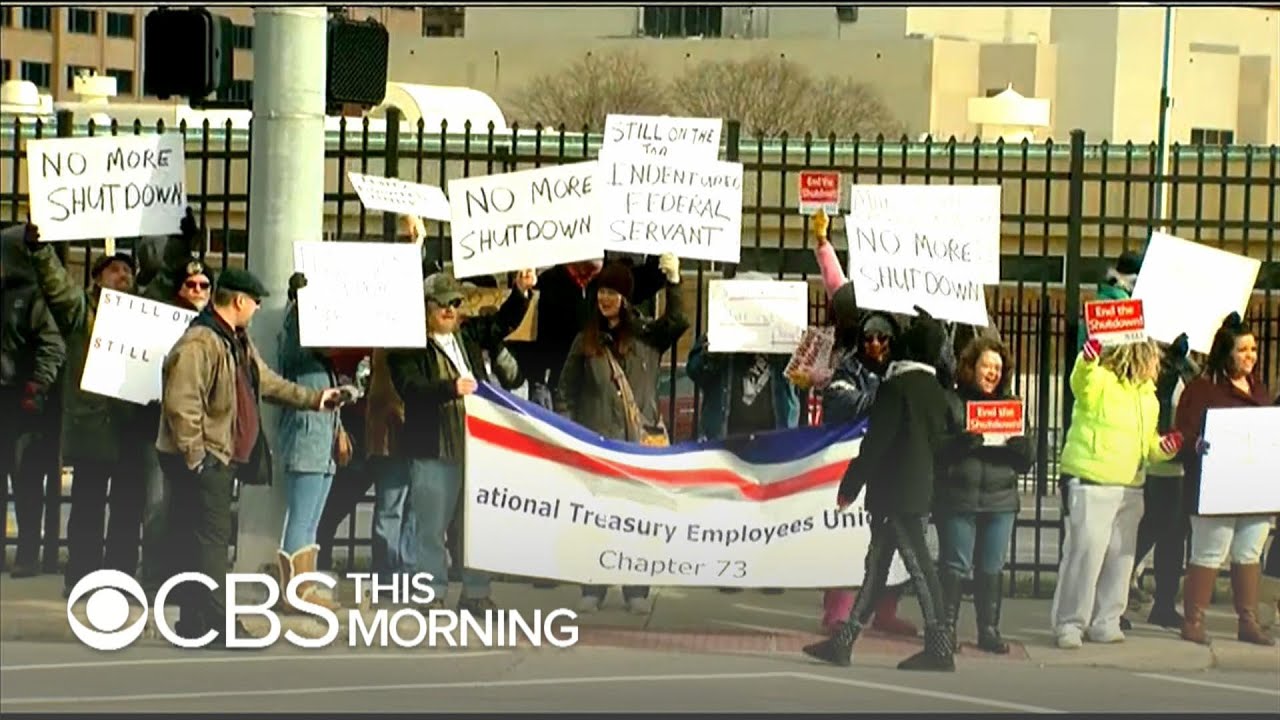 Federal workers stage protests against government shutdown - YouTube