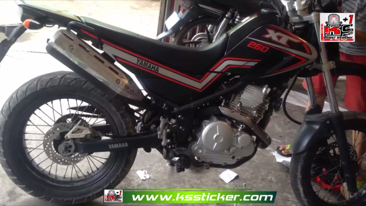Honda XT250 new sticker black - YouTube