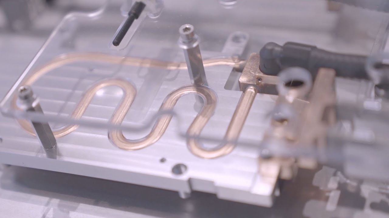 Gigabyte and Nvidia show HPC liquid cooling solutions at ISC 2022 - YouTube