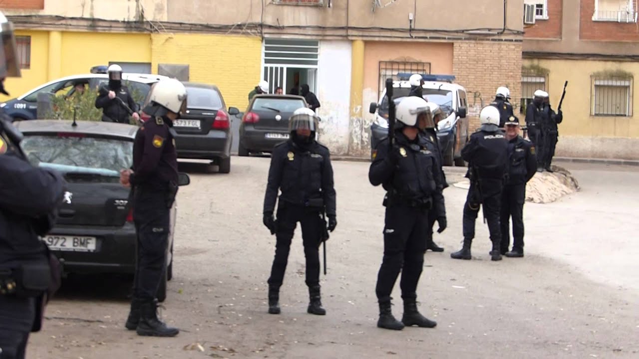 Operación policial en Lo Campano (Cartagena) - YouTube