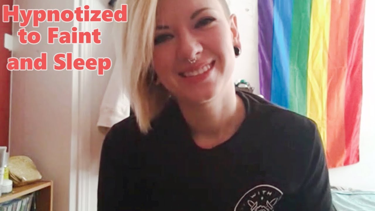 Hypnotized to Faint and Sleep - Hypnosis On Display - YouTube