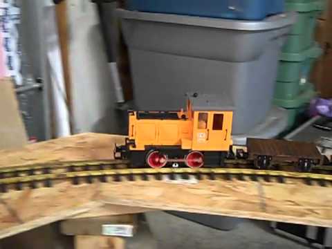 LGB 2090 0-4-0 G-Scale Diesel Loco - YouTube