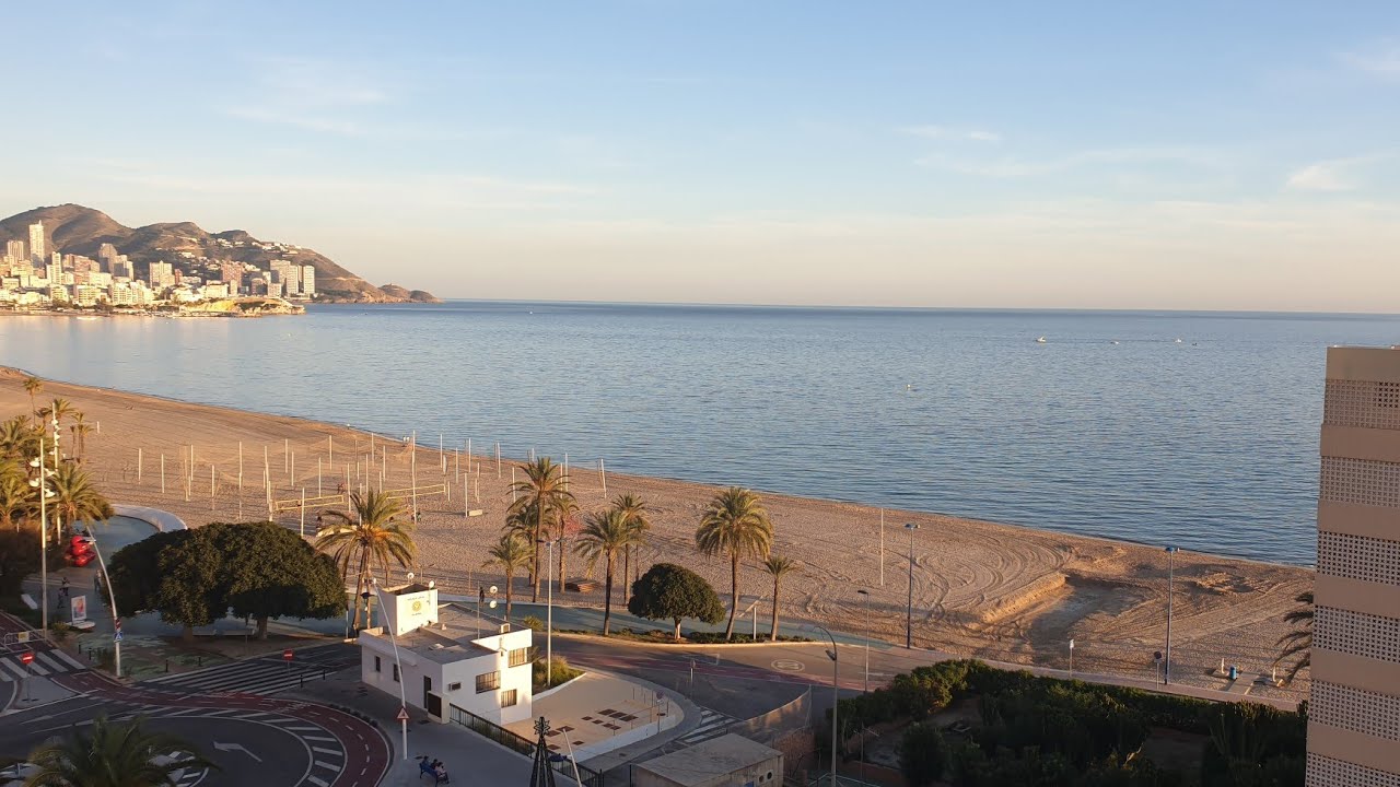 BENIDORM TODAY LIVE SUNNY DAY 10/01/2023 - YouTube