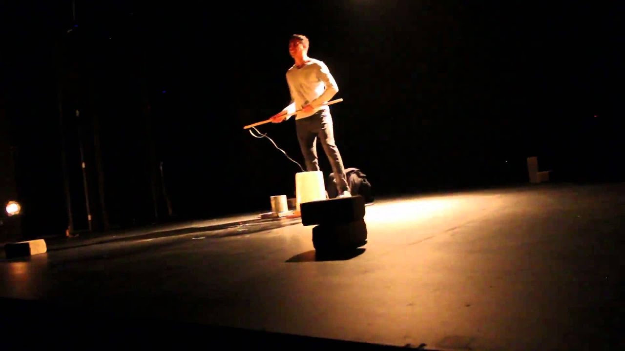 Patán, monólogo para un perro cuya vida es sueño - YouTube