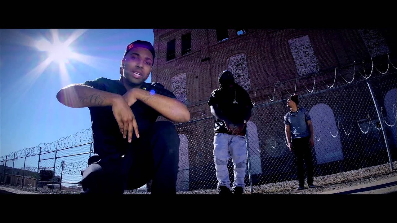 The Rena ft. Vee Tha Rula - Hold Up (Official Video) - YouTube