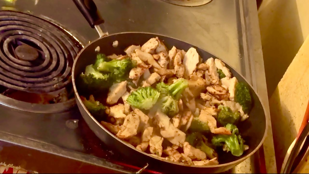 Cooking chicken and broccoli and eating it! ...and the mice eat too # ...