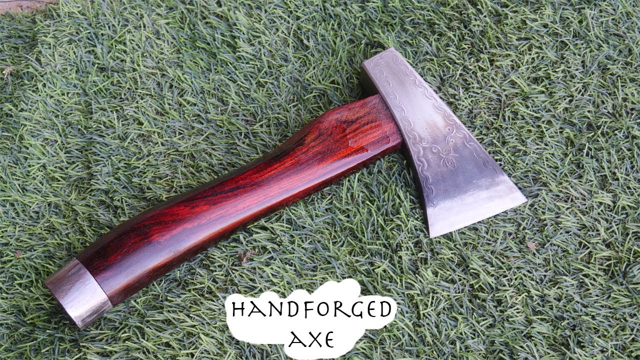 THIS IS HOW A TOP LEVEL BLACKSMITH MAKES A NICE POPULAR AXE WITH A FEW ...