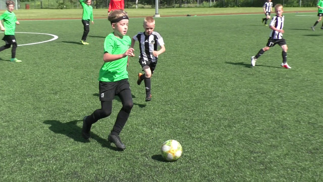 FC Tallinn 2010 AZ-Tartu Kalev 2 6:3 - YouTube