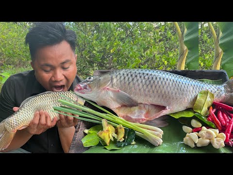 I Catch n Cook huge Fish MUKBANG EATING with Spicy Mango Salad