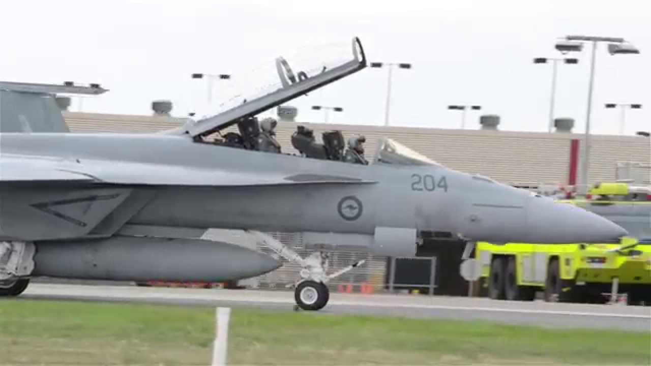 RAAF Super Hornets Takeoff & Landing | FULL Afterburners - YouTube