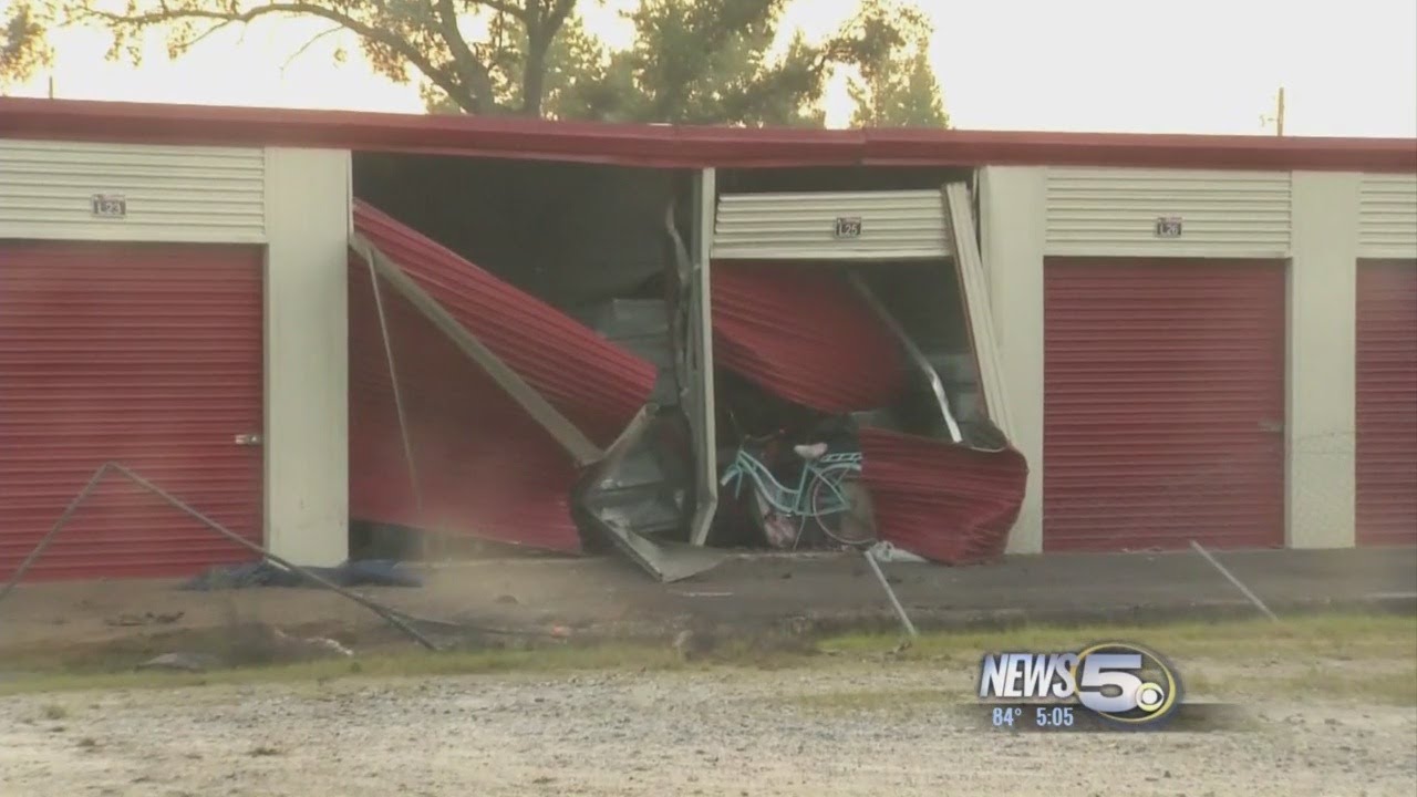 Truck Crashes Into Storage Facility, One Person Killed in Mobile - YouTube