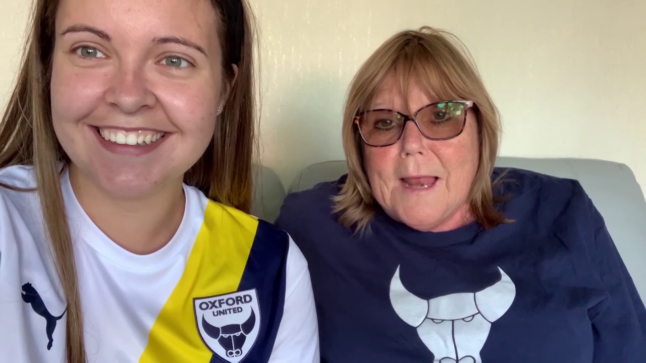 Fans Back the U's - YouTube