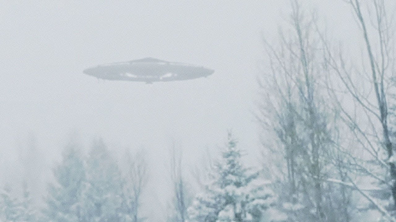 UFO in ONTARIO - CANADA (CGI) - YouTube