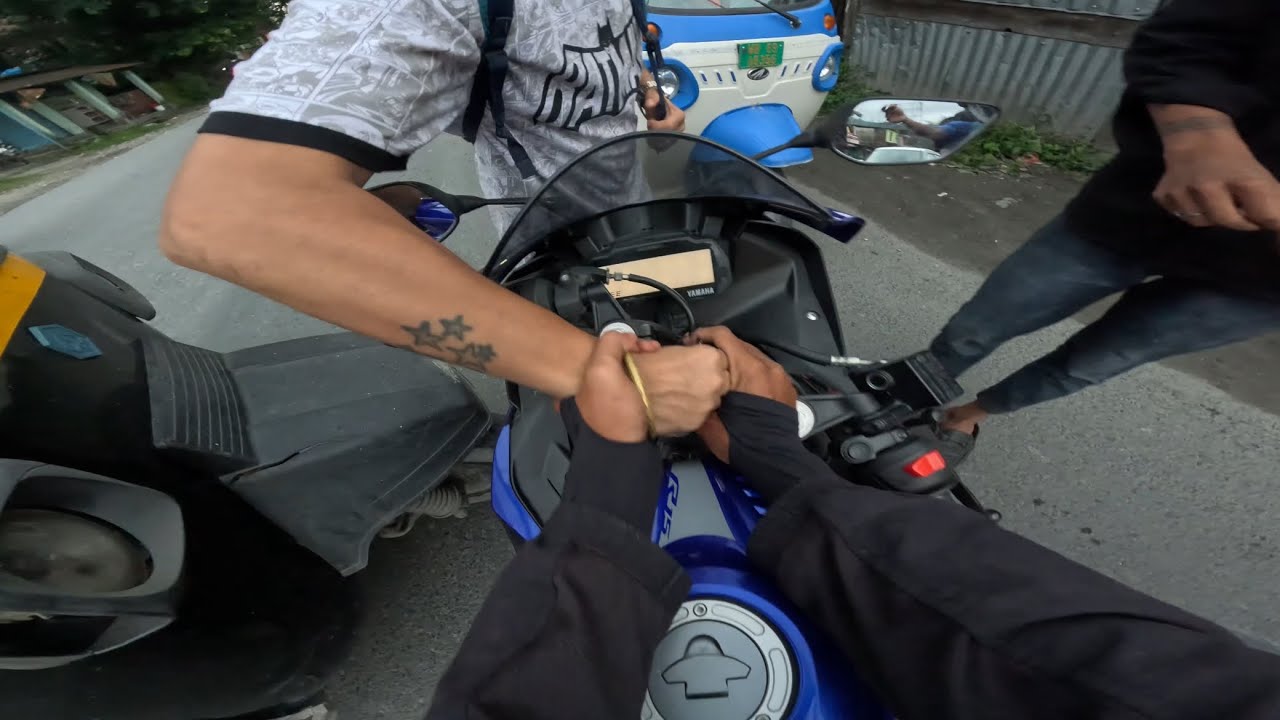 ROAD RAGE // STREET RACE // CLOSECALL // RANDOM RIDER WANT TO REACE // FIGHT #viral - YouTube