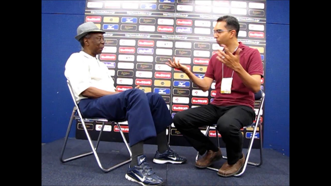 Entrevista a Roberto "Chico" Barbón (2/2) - YouTube