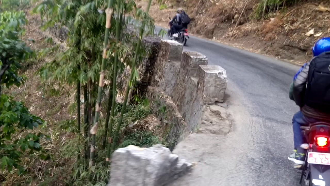 Way to pathivara Temple - YouTube