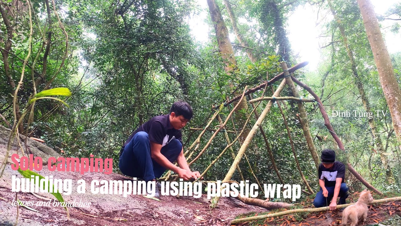 Solo camping, Build a camp from branches, leaves and food wrap - YouTube