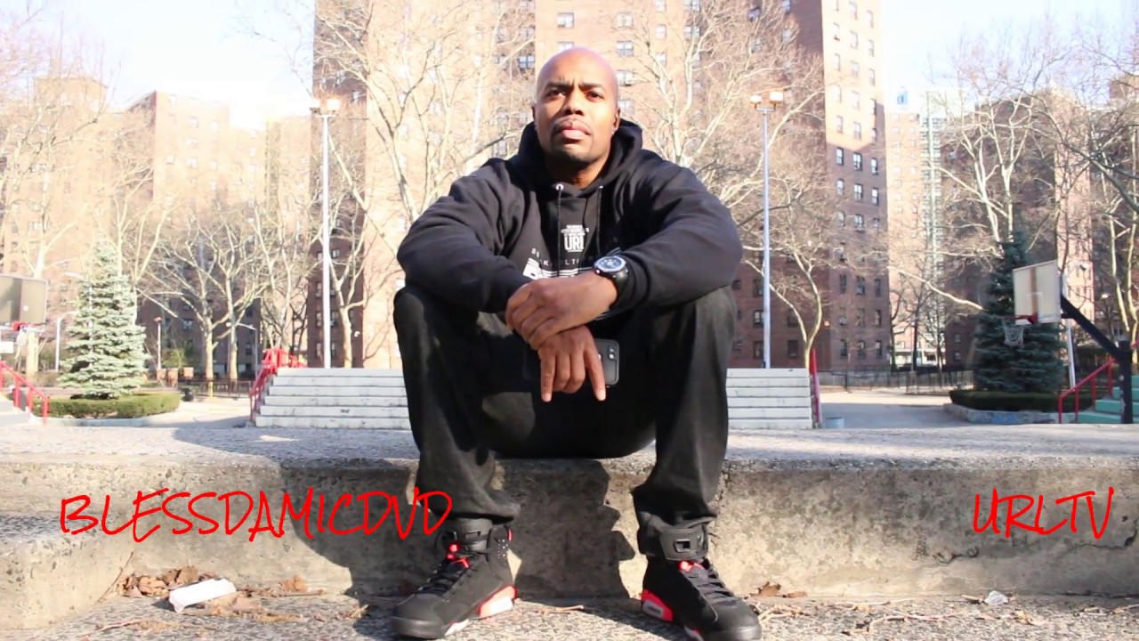 SMACK WHITE X FREE TSU SURF - YouTube