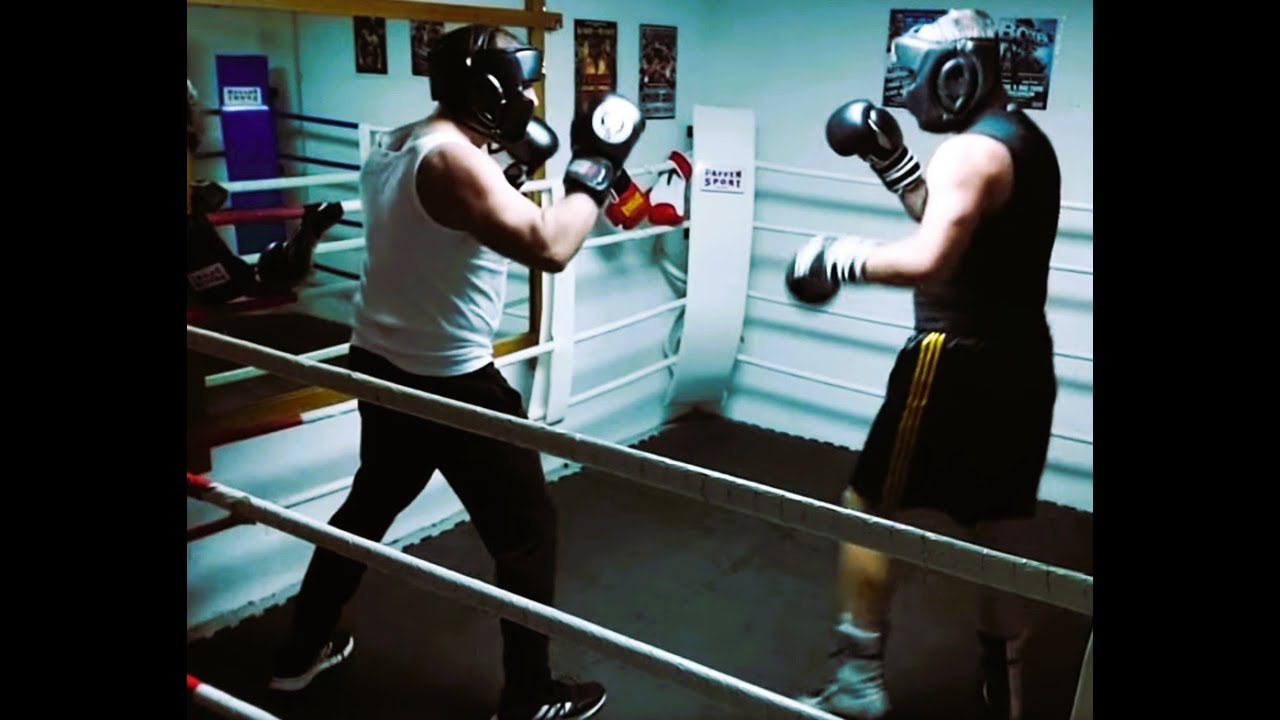 Masters Heavyweight Boxing Sparring - YouTube