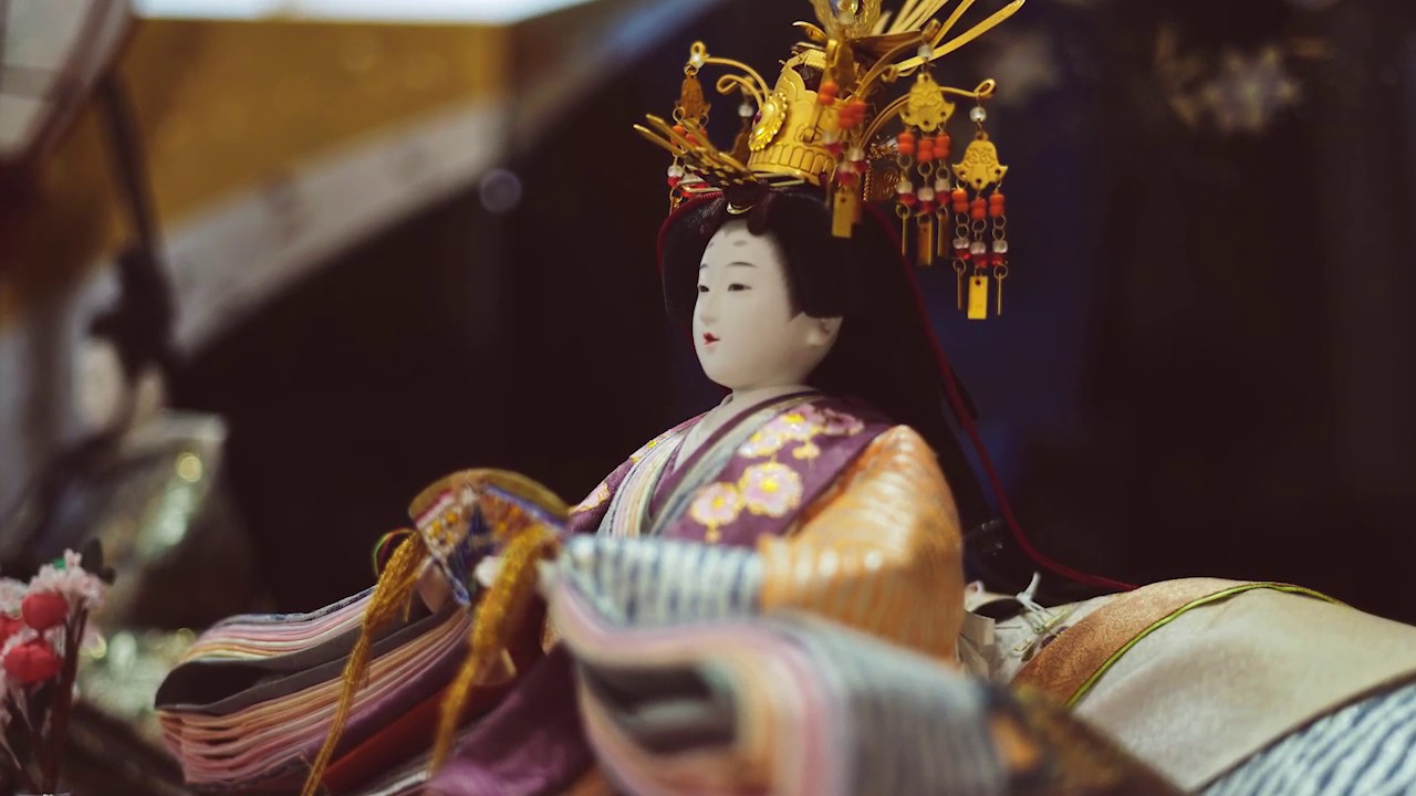 Virtual Reality Puppetry - Ramblin' Research (2019) - YouTube