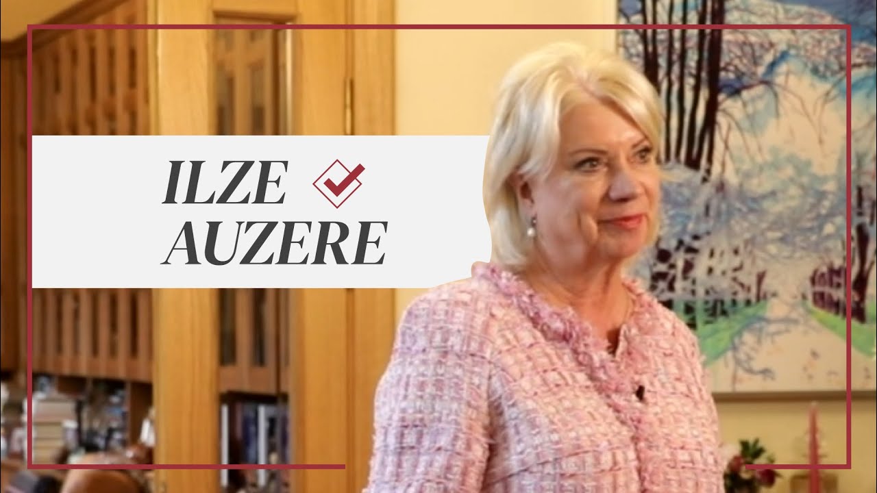 Latvija izvēlas demokrātiju! Stāsta Ilze Auzere - YouTube