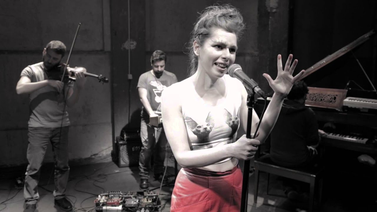 Sofia Sarri - Cuckoo - YouTube