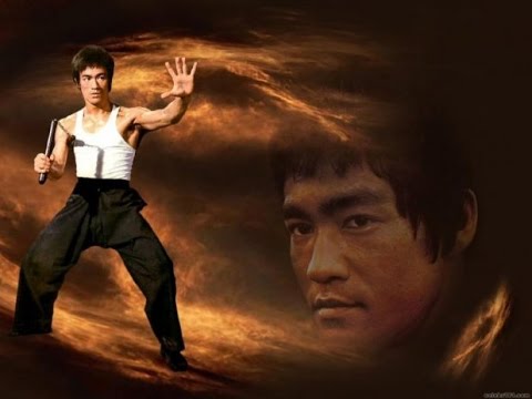 EL HOMBRE QUE SE CONVIRTIÓ EN UNA DEIDAD:BRUCE LEE