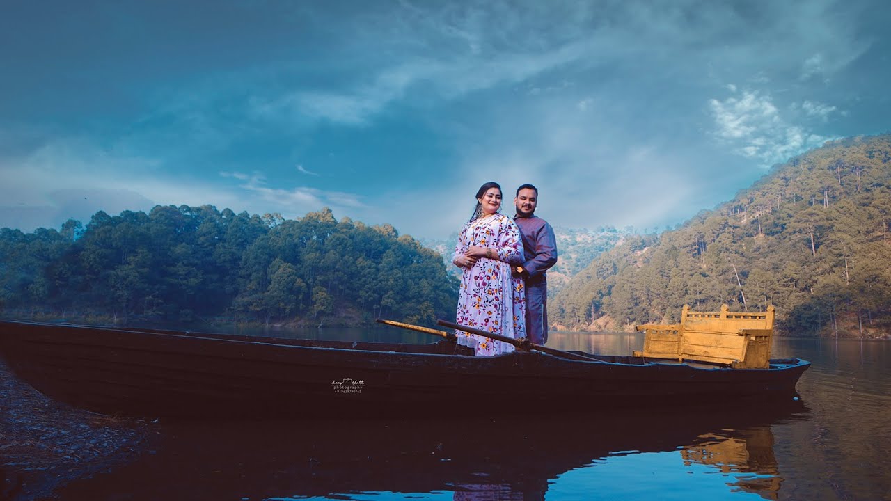 Tu Banja Gali Banaras Ki | Pre Wedding | Shubhra & Sheshak | - YouTube